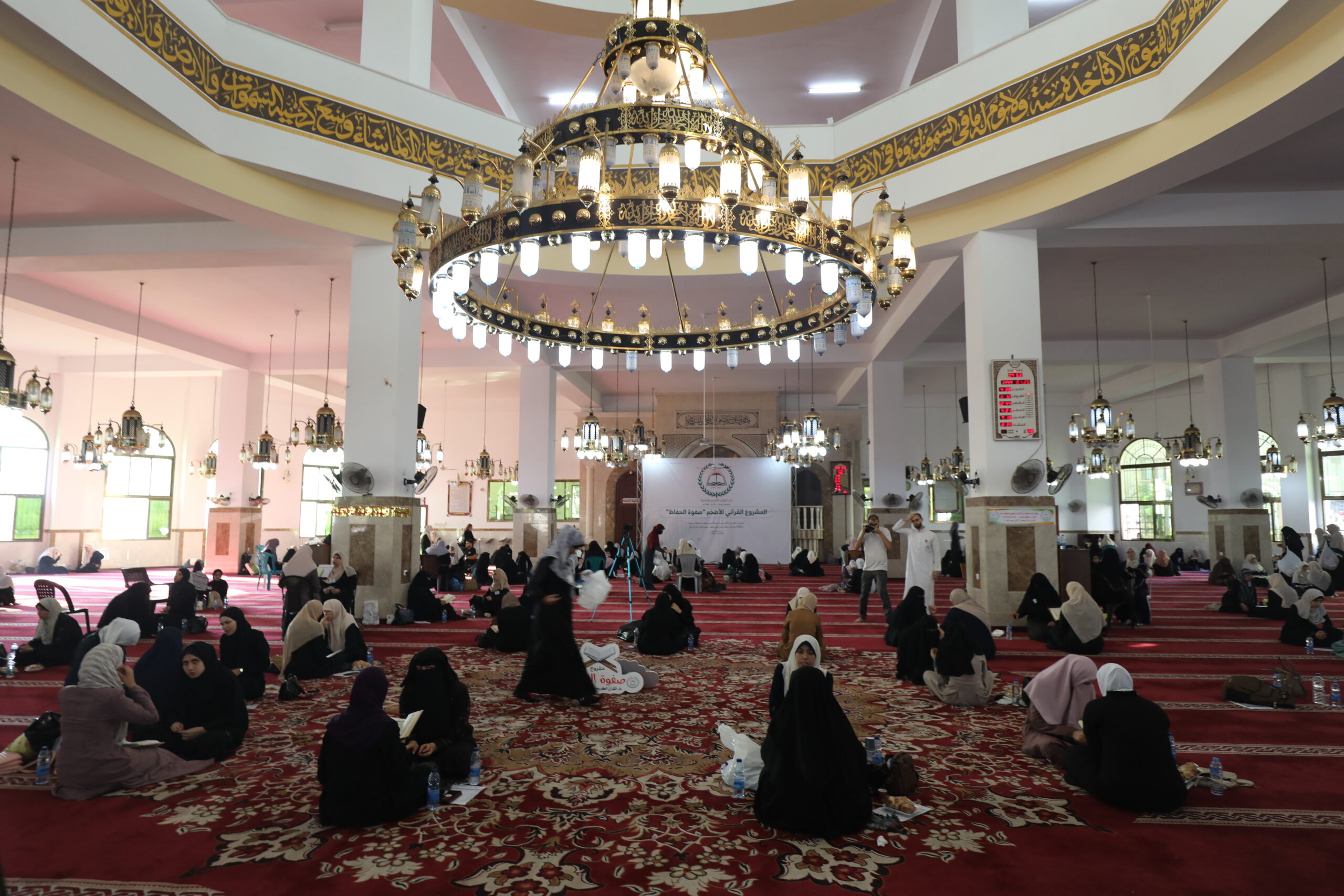 500 Palestinians join Quran recitation event in Gaza – Middle East Monitor