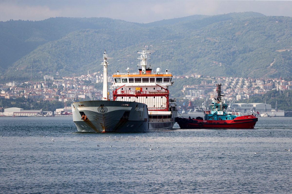 Grain carrying ship “Polarnet” arrives at Derince port, Turkiye ...