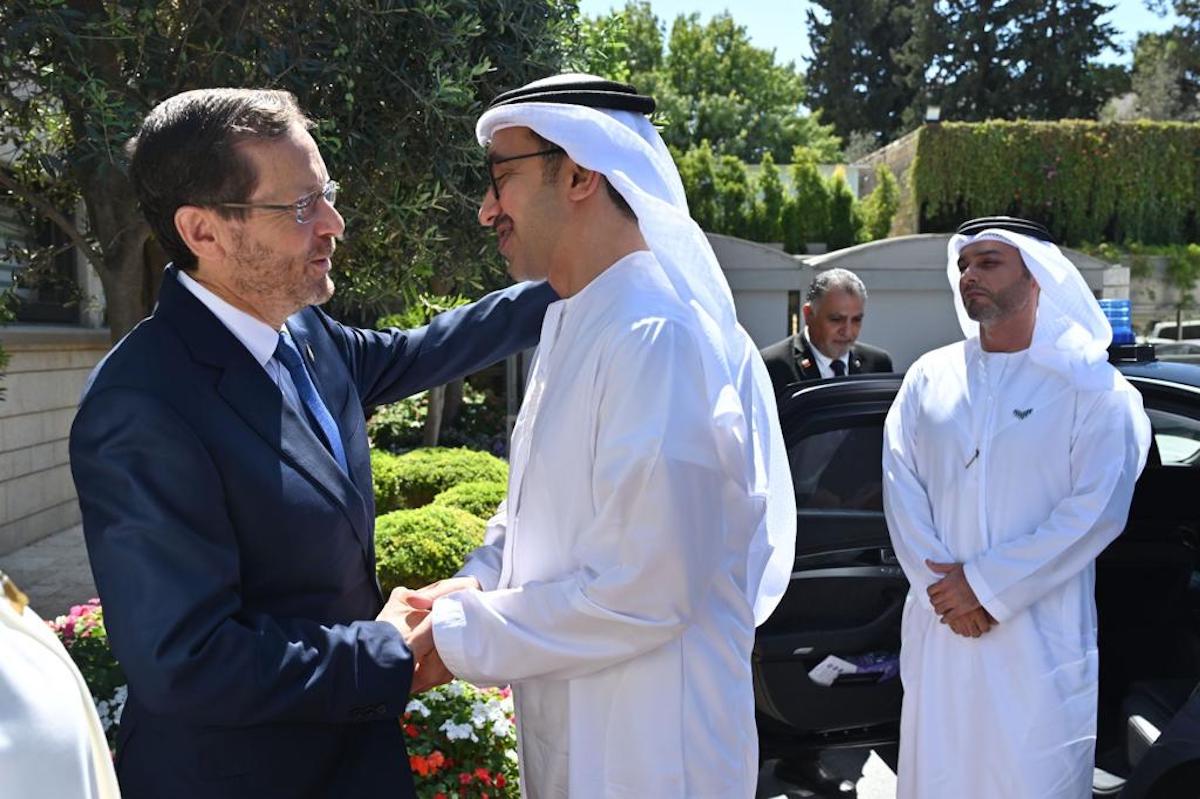 Isaac Herzog – Mohamed bin Zayed Al Nahyan in Israel – Middle East Monitor