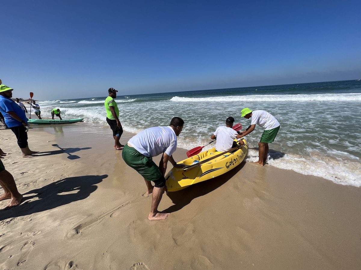 Paddle power on show as Gaza holds kayak race – Middle East Monitor
