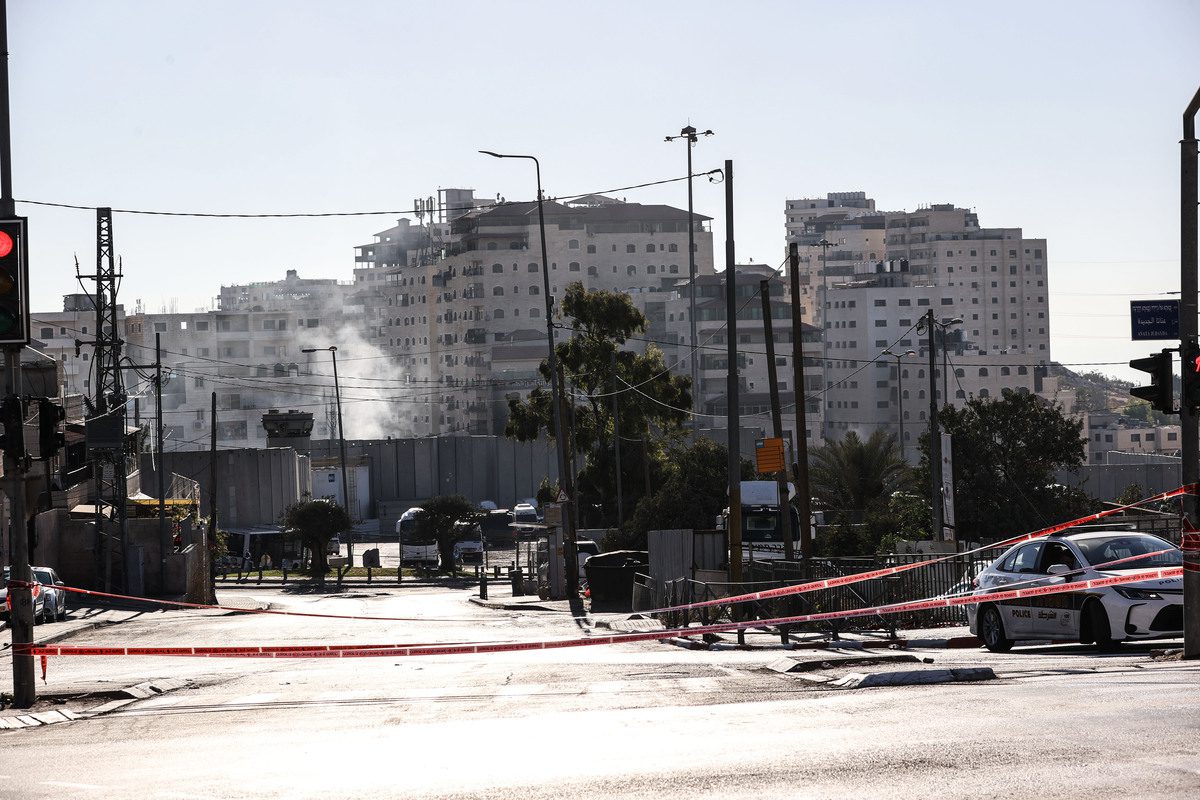 Israel’s closure of East Jerusalem’s Shufat refugee camp checkpoint ...