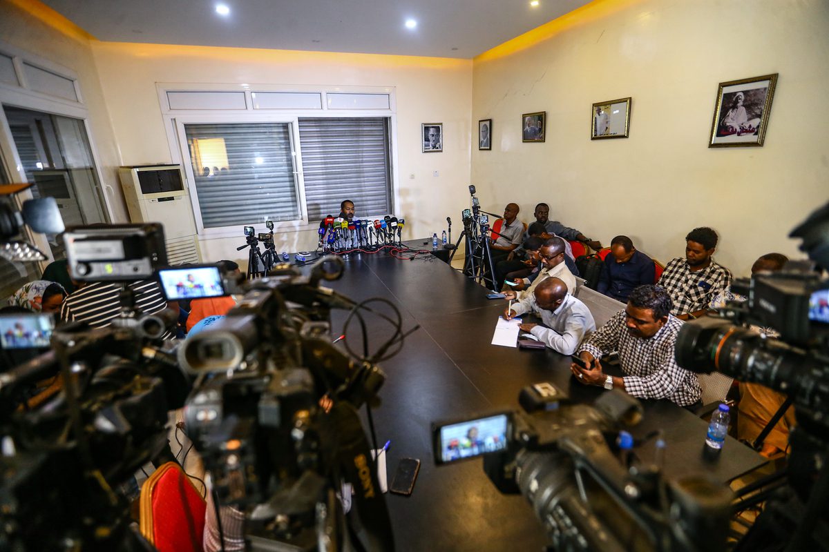 Former cabinet minister of Sudan, Khalid Omer Yousif – Middle East Monitor
