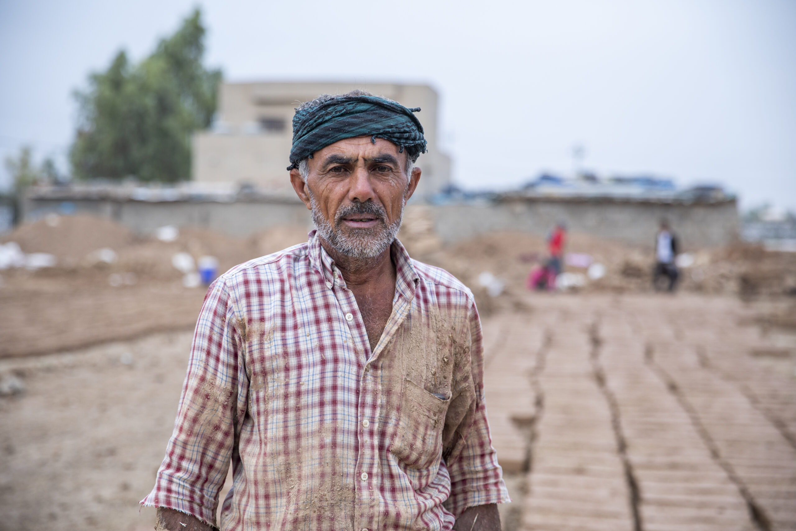 Iraqi adobe bricklayer Yasin Enver Kureci – Middle East Monitor