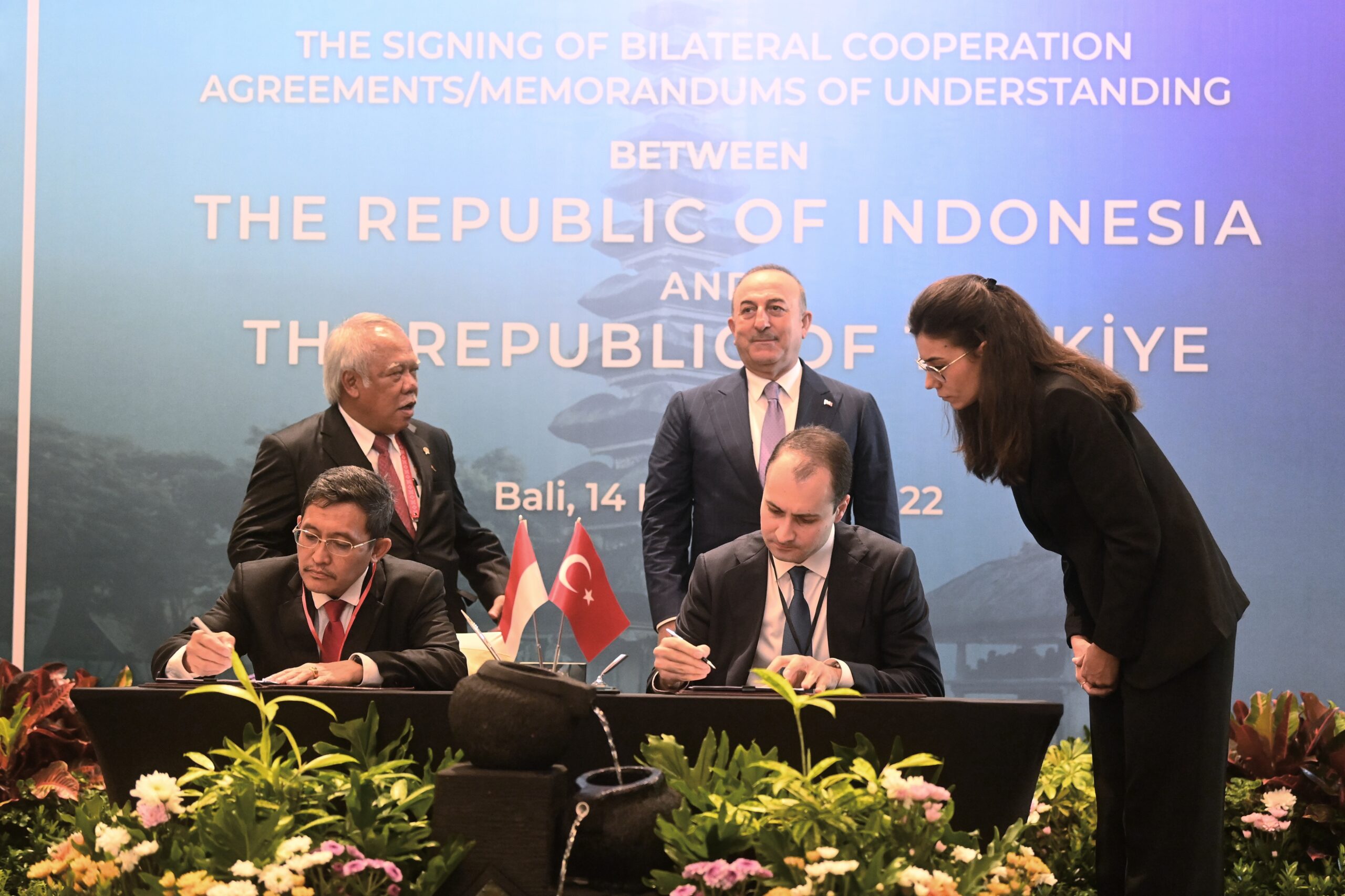 Turkiye and Indonesia signs 5 important agreements in Bali, Indonesia ...