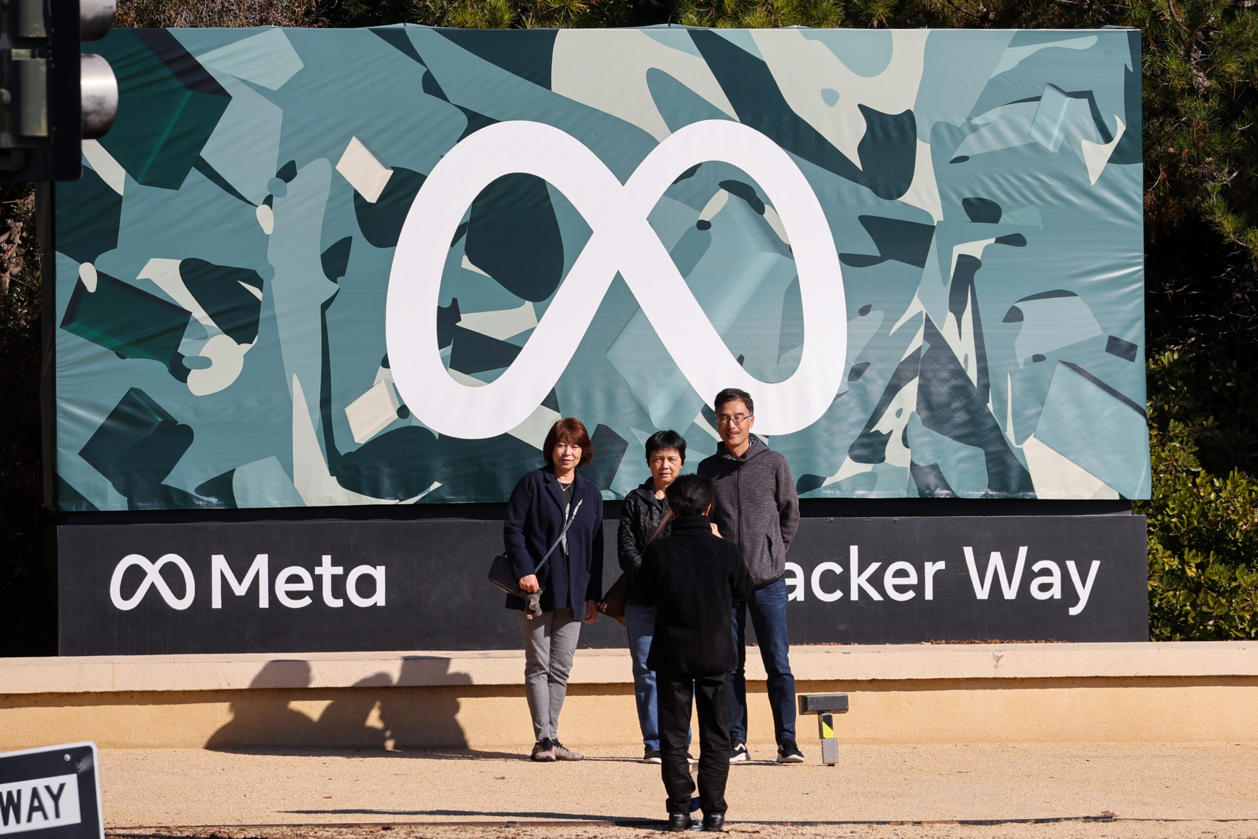 Facebook – Meta Headquarters in Menlo Park, CA – Middle East Monitor