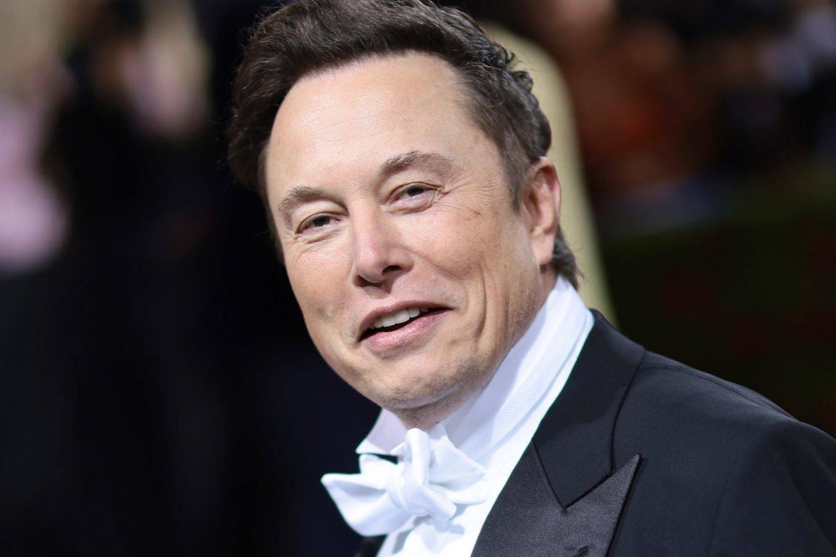Elon Musk to clean up Arabic language Twitter – Middle East Monitor