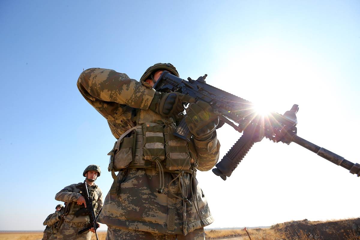 Turkish army guards Syrian border with domestic weapons – Middle East ...