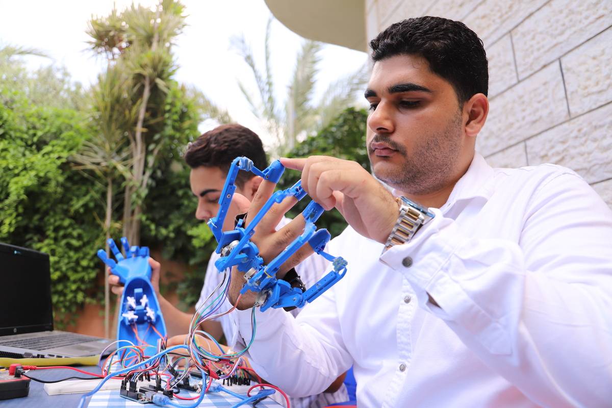 Gaza’s graduate engineers build life changing new hand – Middle East ...