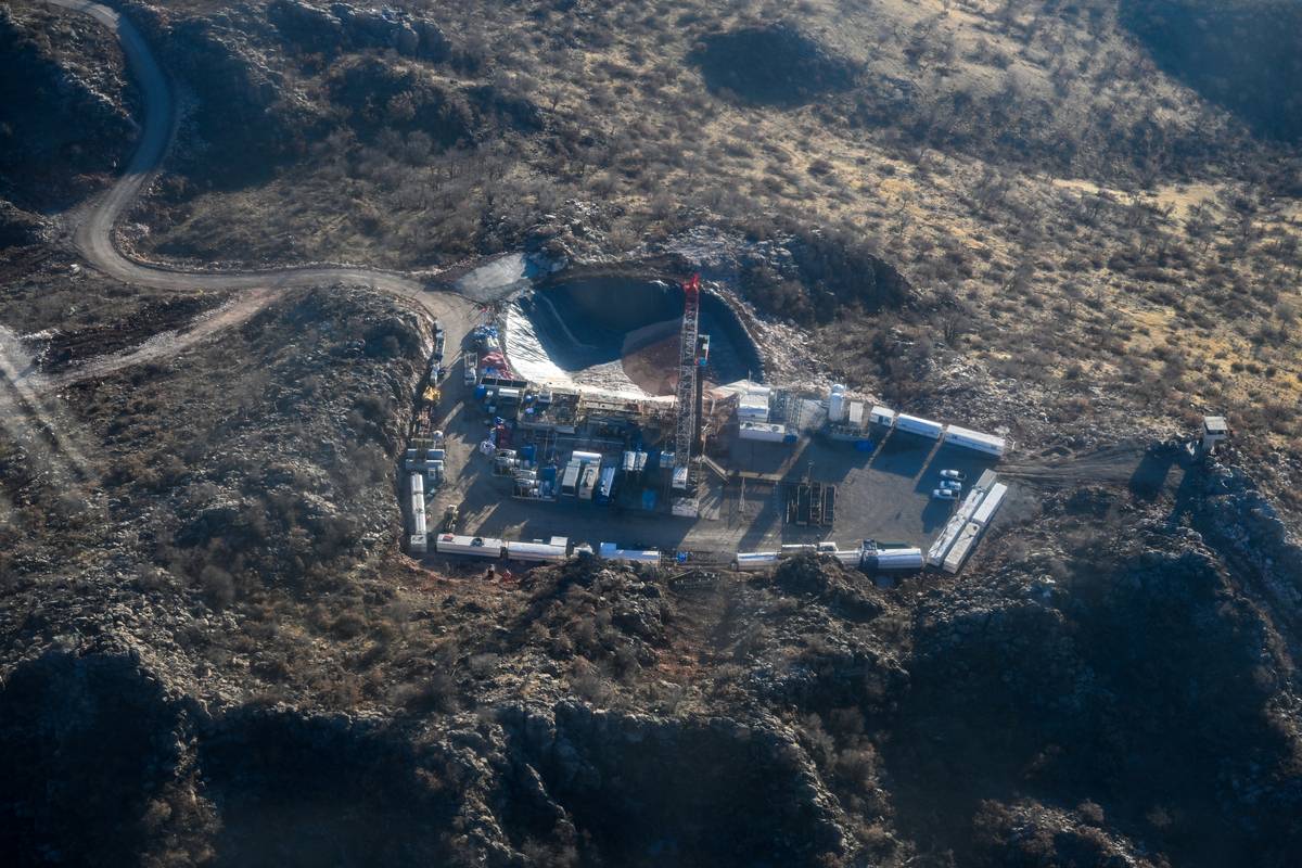 Petroleum production works continue at Mount Gabar – Middle East Monitor