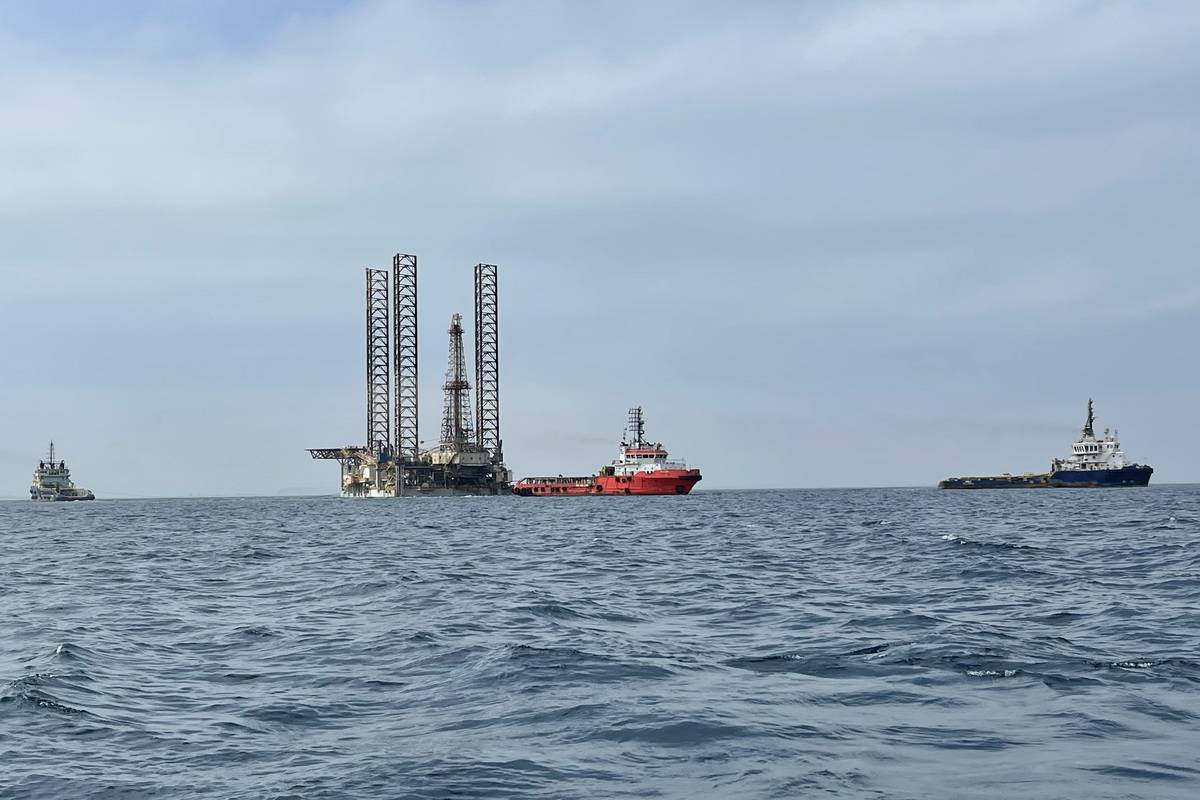 Oil and natural gas searching offshore the Red Sea in Egypt – Middle ...