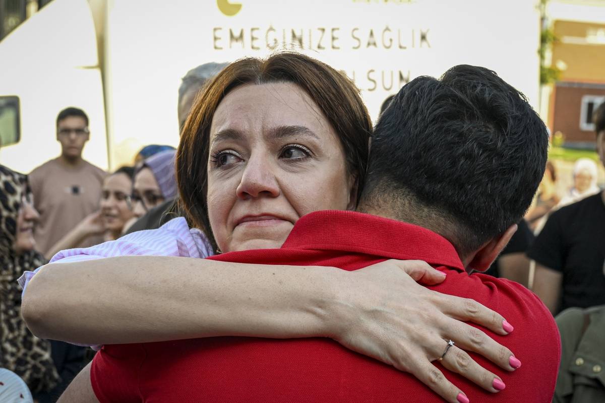 OSYM officials reunite with their families after 45 days – Middle East ...