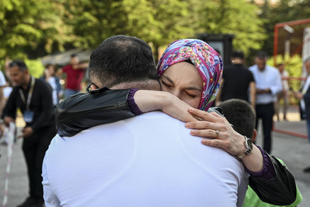 OSYM officials reunite with their families after 45 days – Middle East ...