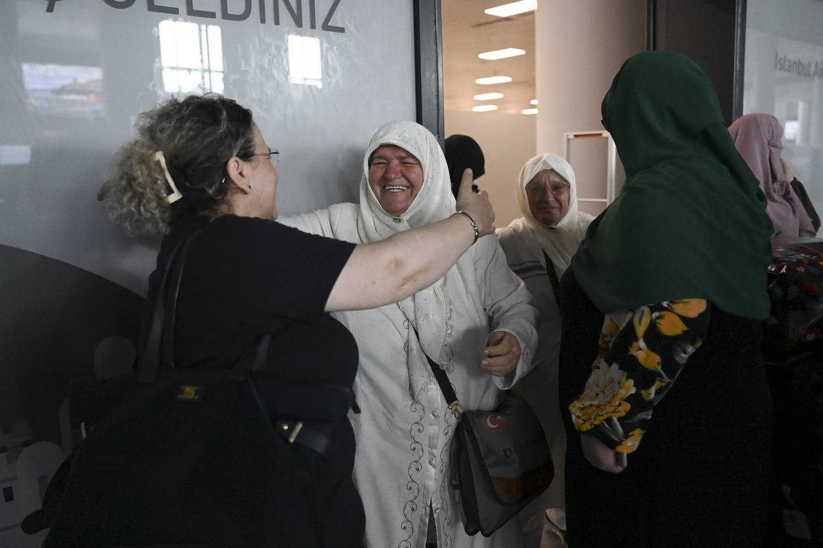 Turkish Muslim pilgrims return in Istanbul – Middle East Monitor