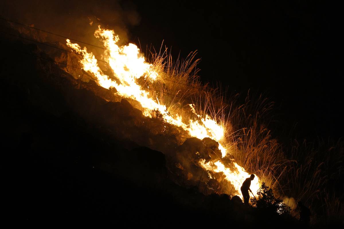 Wildfire continues in Sicily – Middle East Monitor
