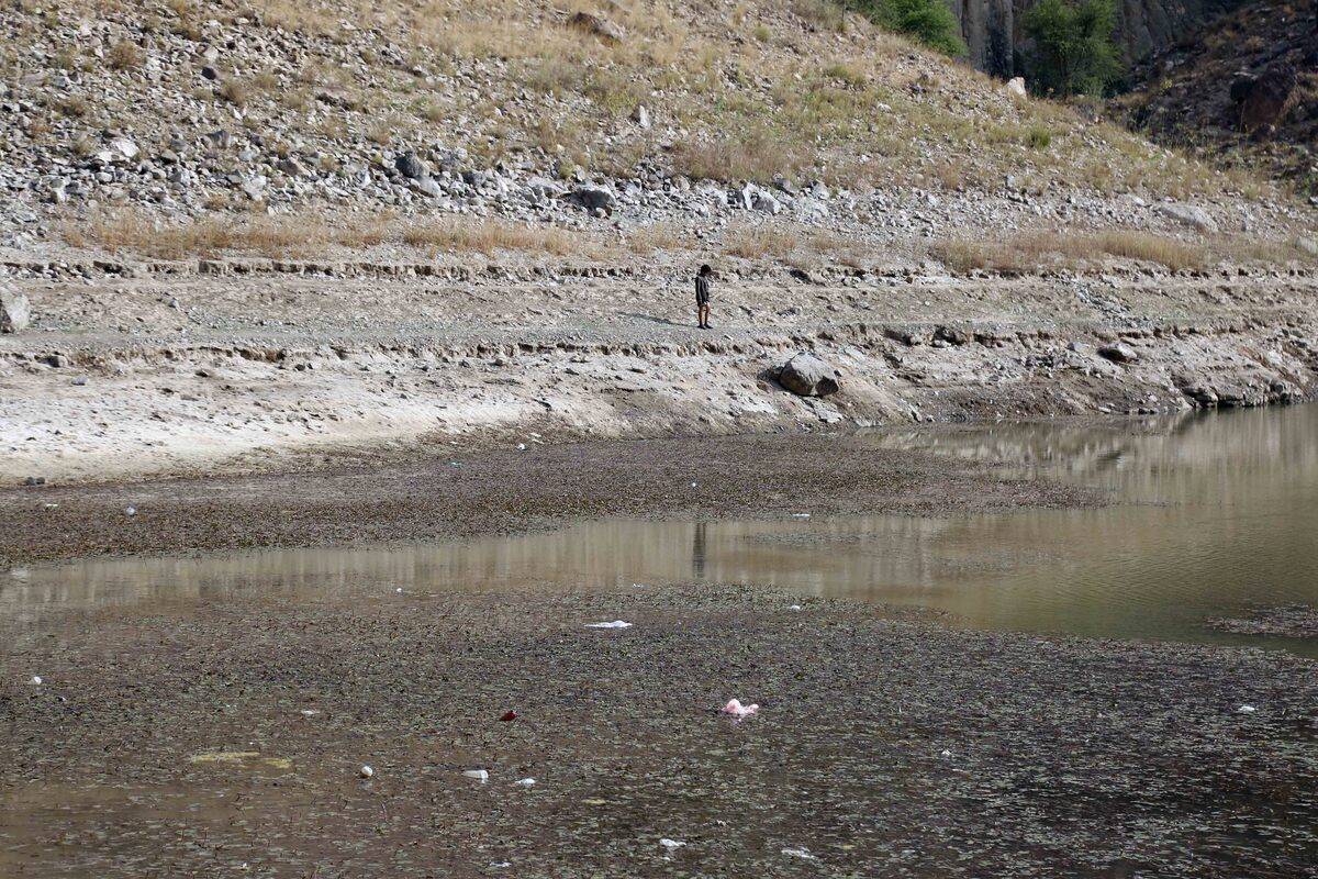 Drought and falling water levels grip Yemen as climate change impact ...