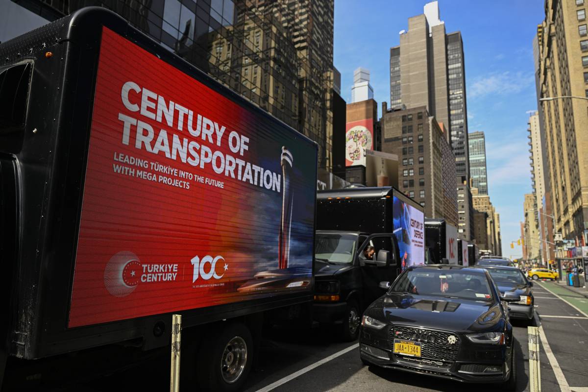 LED screen trucks promote ‘Century of Turkiye’ vision in New York City ...