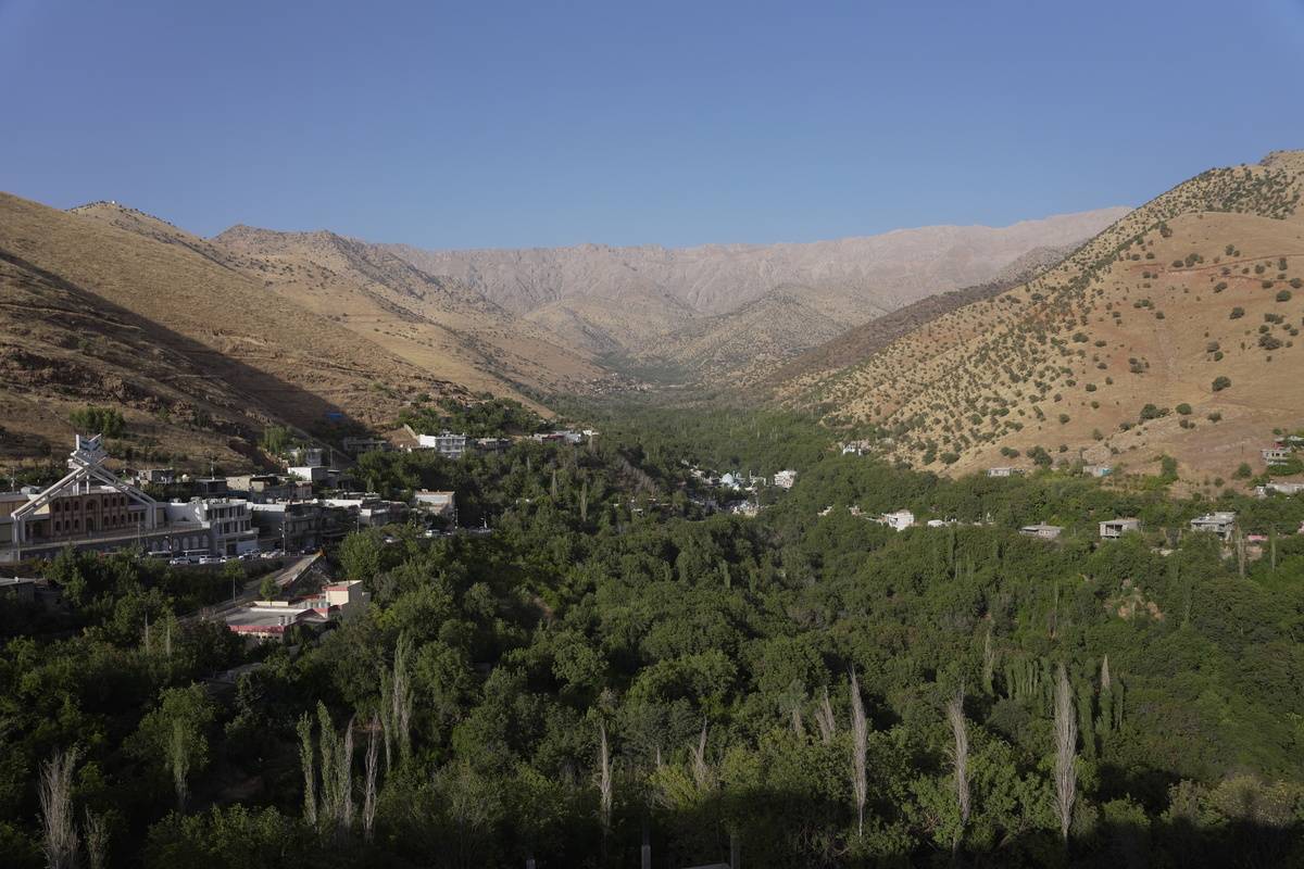 Iran-Iraq border separated only by half-meter water channel – Middle ...
