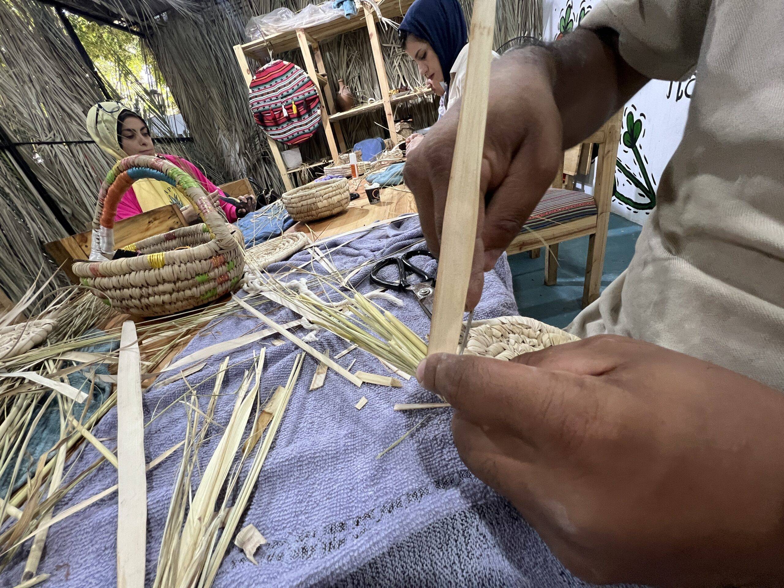 Traditional palm weaving in Gaza – Middle East Monitor