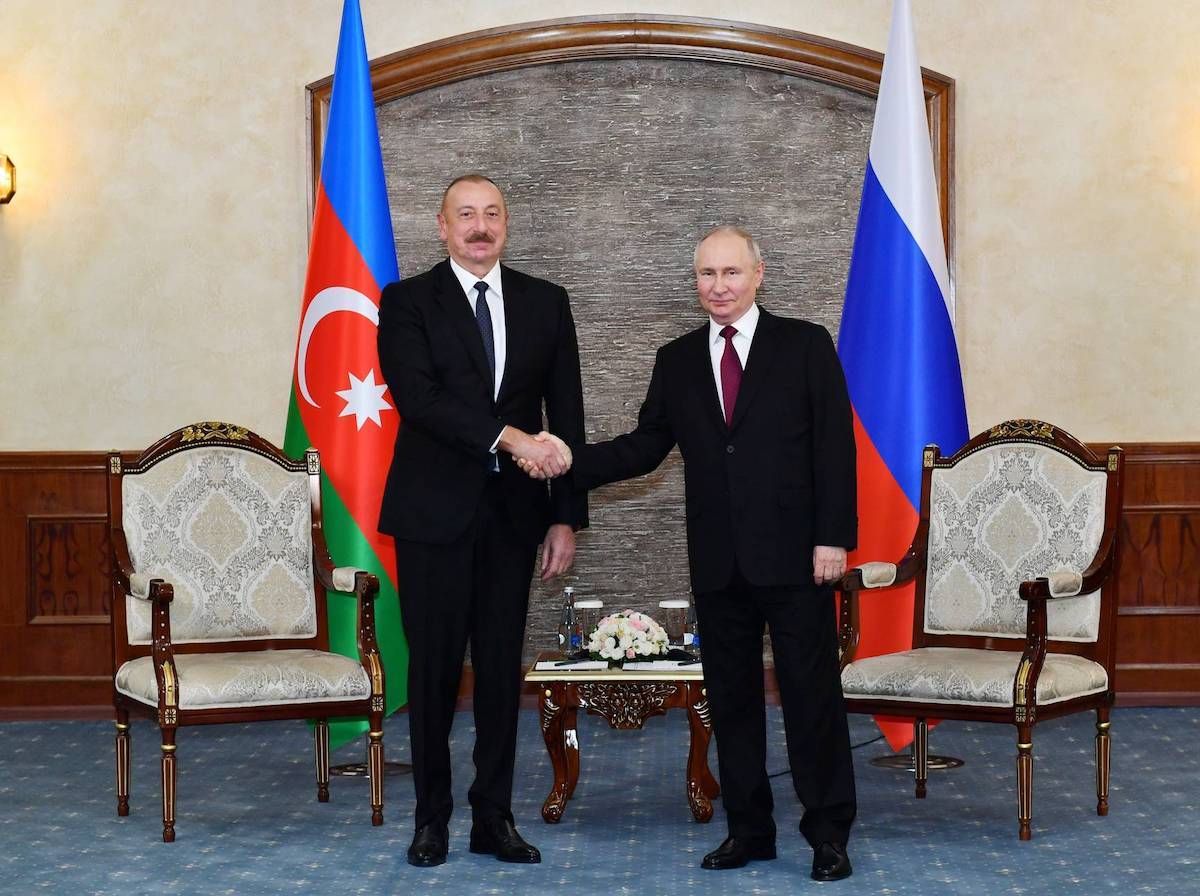 Vladimir Putin – Ilham Aliyev meeting in Bishkek – Middle East Monitor