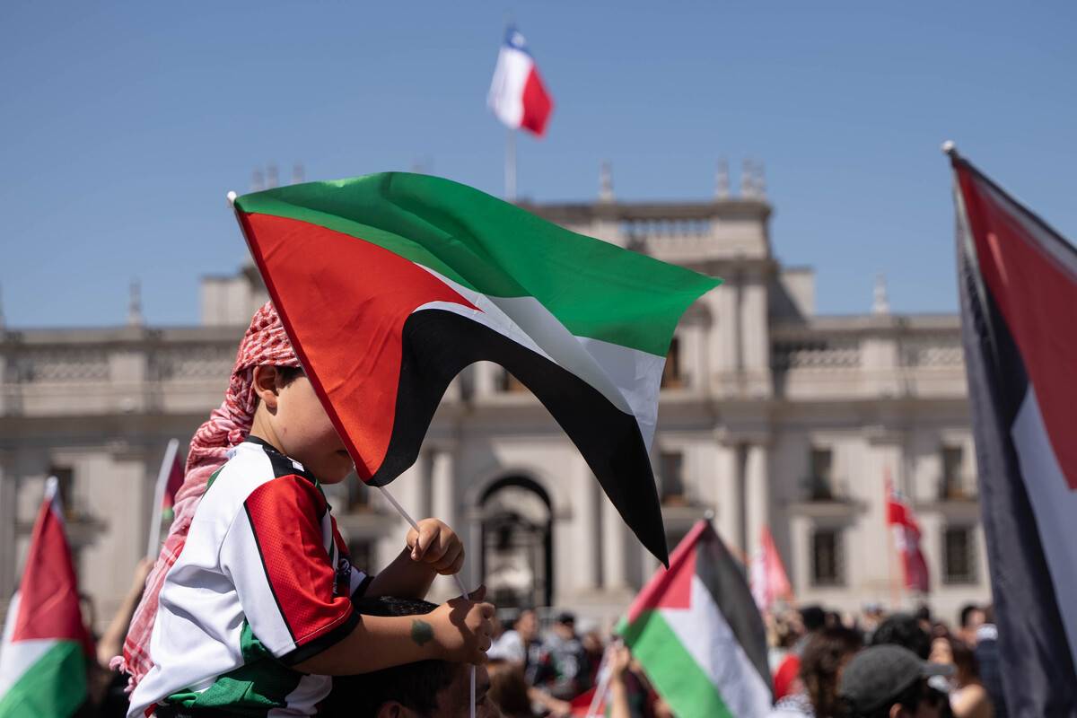 Pro-Palestinian demonstration in Chile – Middle East Monitor
