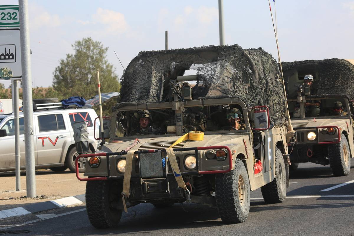 Israeli military mobility on the Gaza border – Middle East Monitor