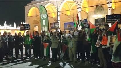 Turks held a vigil in Konya in solidarity with the Gaza Strip. – Middle ...