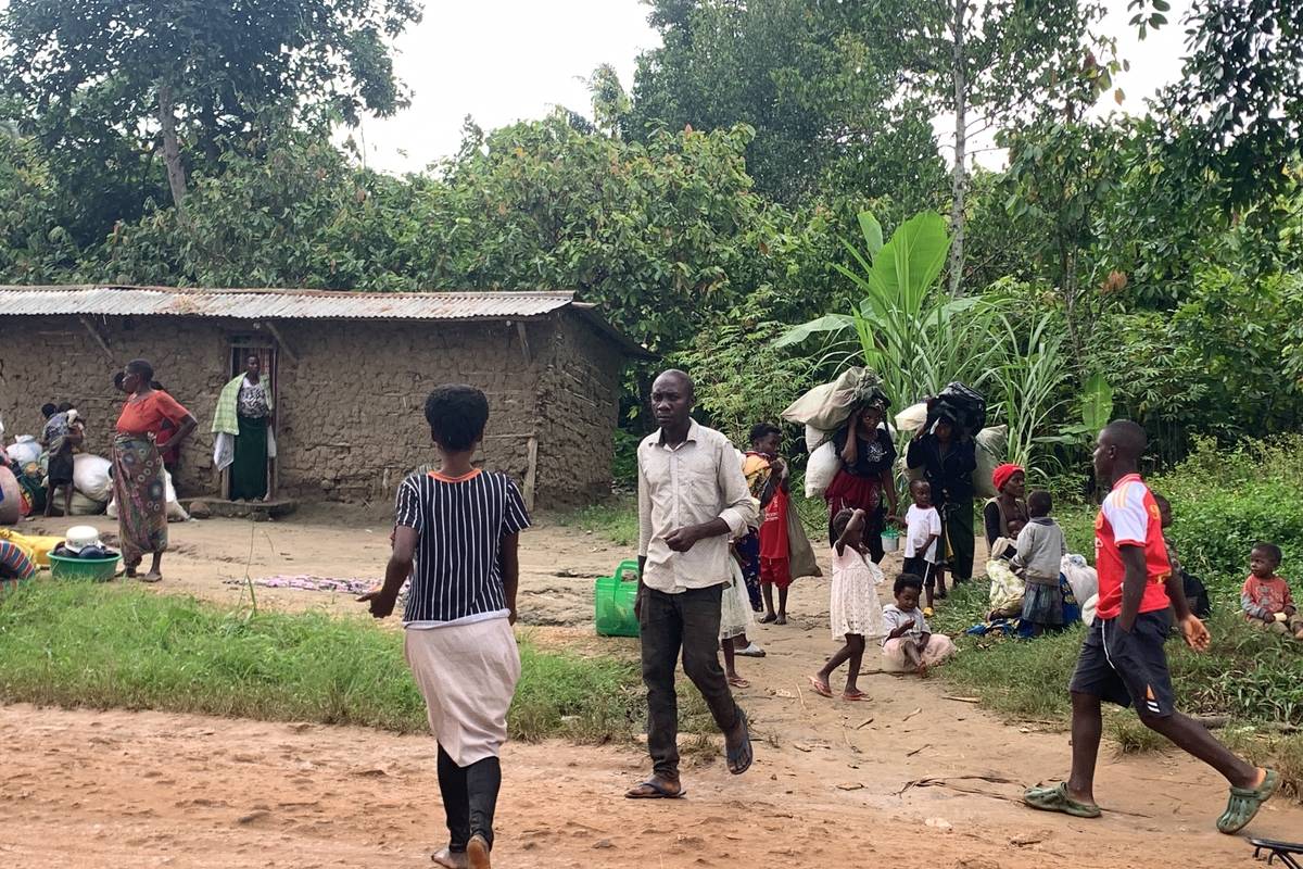 People fleeing conflict in the DRC takes refuge in Uganda – Middle East ...
