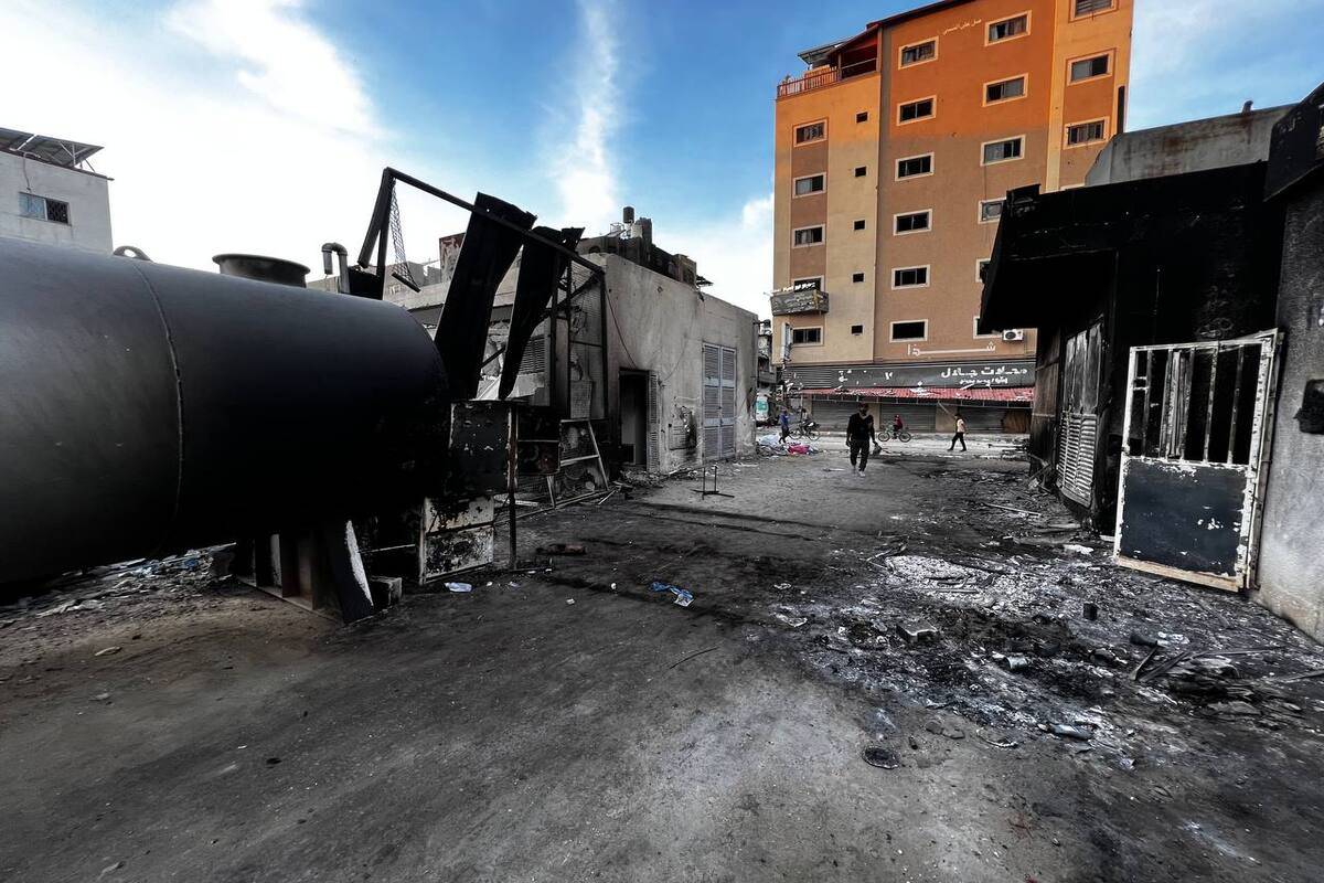 Israeli army hit the generators of Kamal Advan Hospital in Beit Lahiya ...