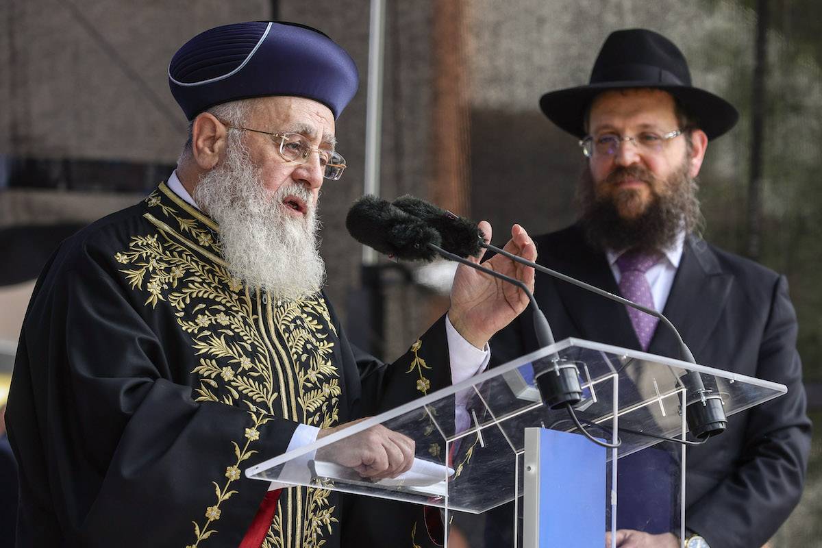 Ultra-Orthodox Jews to leave Israel if drafted into army; Chief Rabbi ...