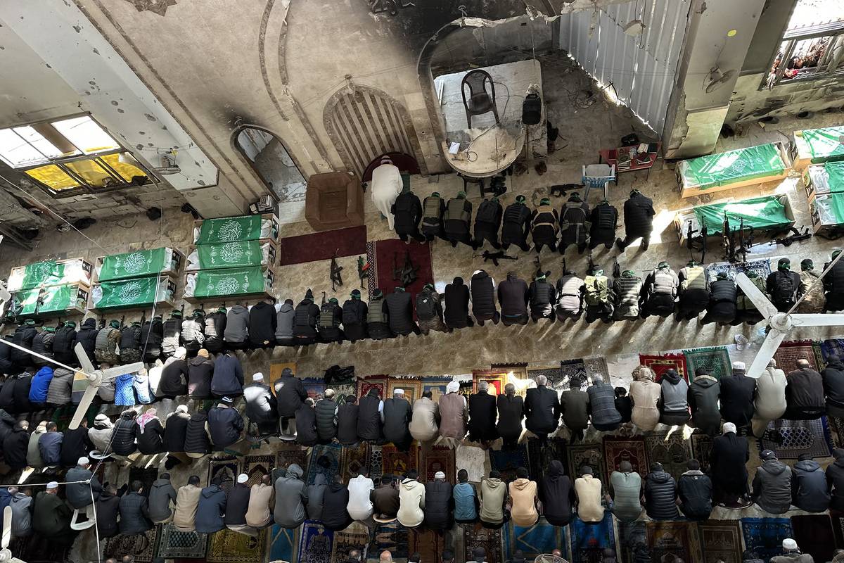 Absentee funeral prayer in Gaza for Al-Qassam members – Middle East Monitor