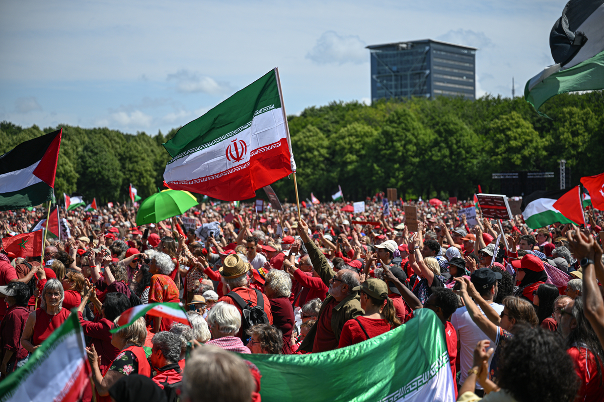 150,000+ people protest against the ongoing Israeli genocide of Gaza at ...