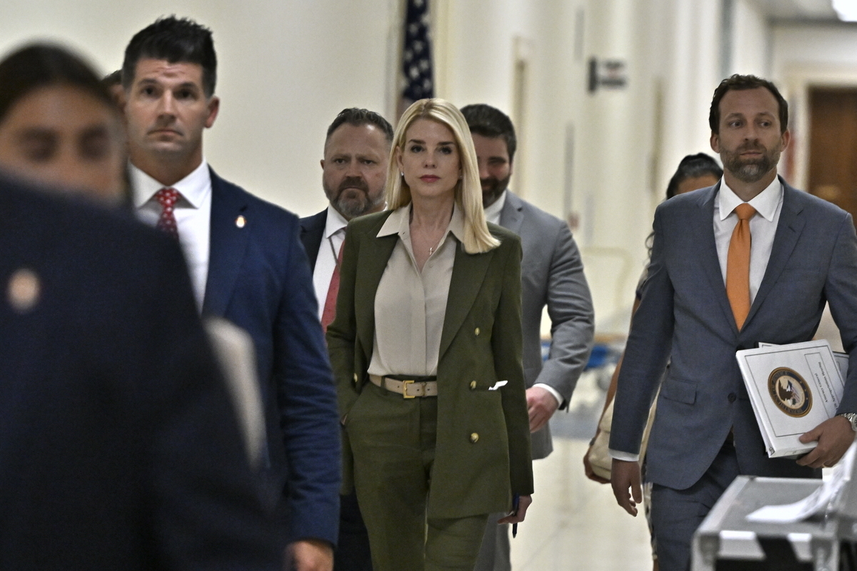 United States Department of Justice Attorney General Pamela Bondi ...