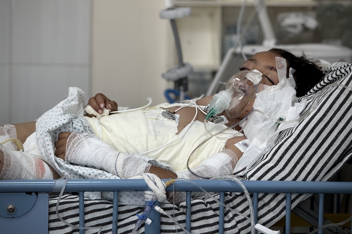 9 year-old Palestinian Liyan fight for her life after two Israeli ...
