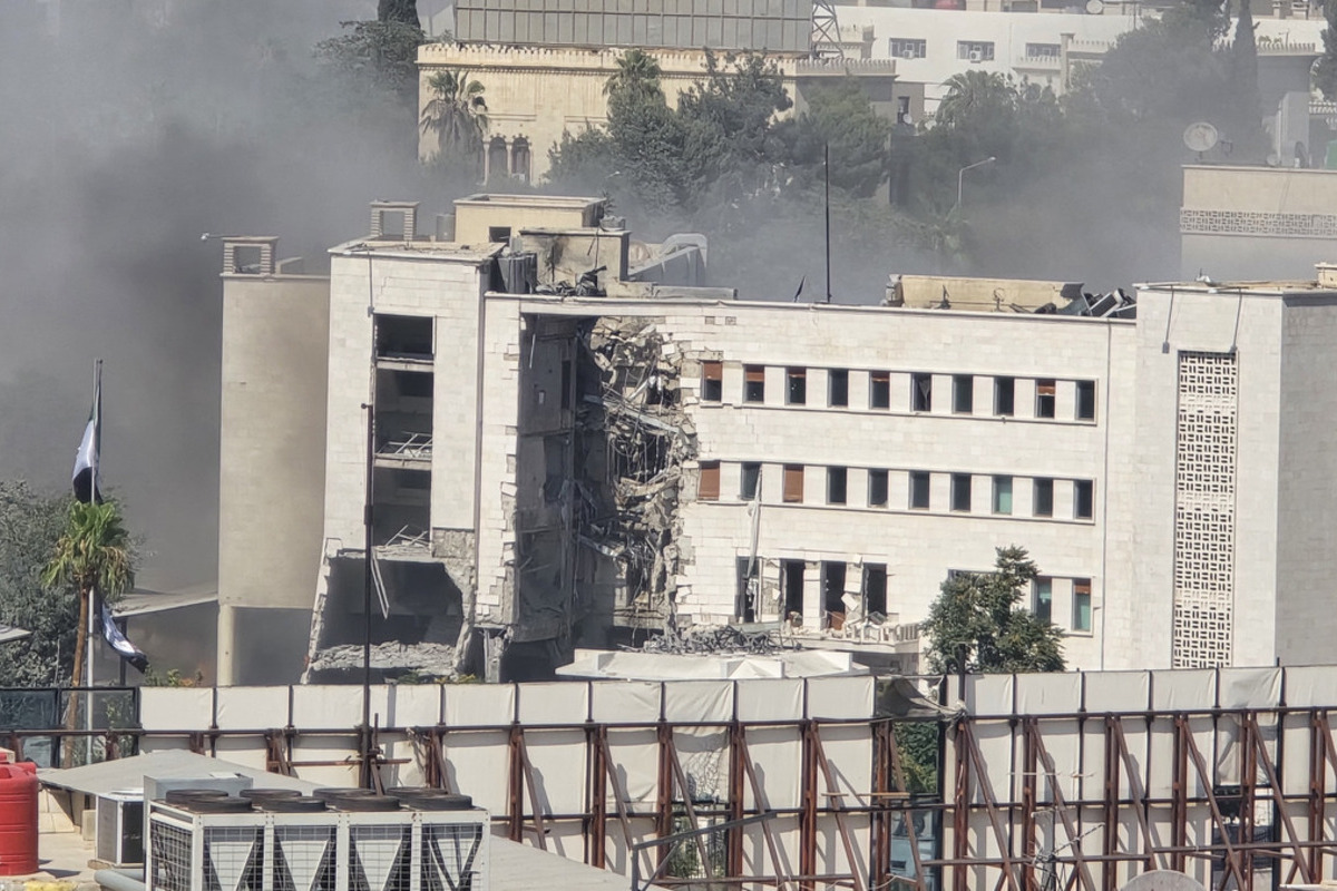 Israeli airstrike hits Presidential Palace in Syrian capital Damascus ...