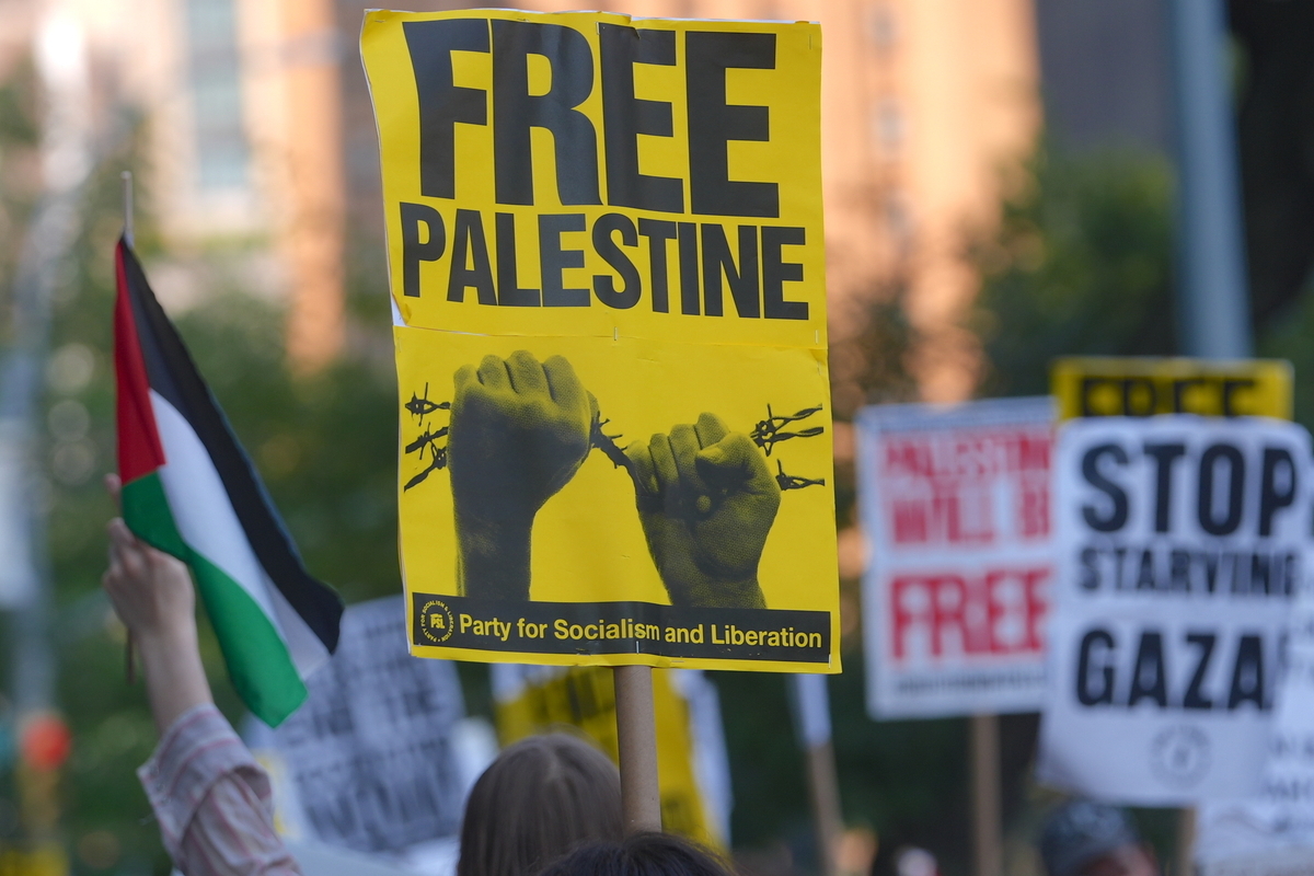 Hamas rules out giving up arms unless ‘independent, sovereign ...