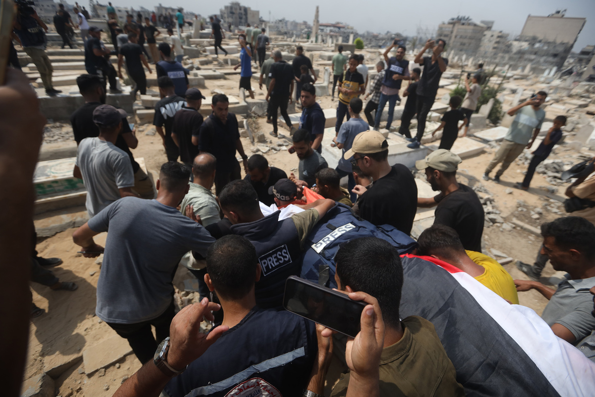 Death toll of Palestinian journalists rises to 238 as another reporter ...