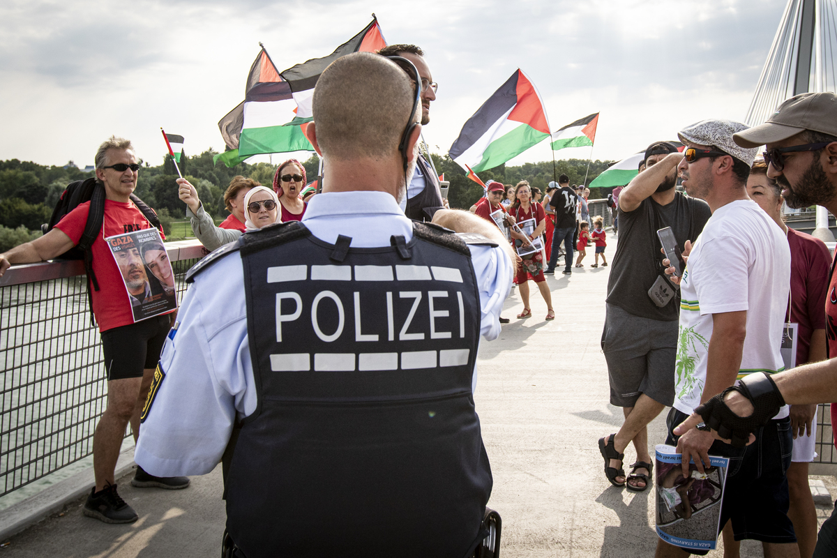 Protesters rally at France-Germany border against Israeli attacks and ...