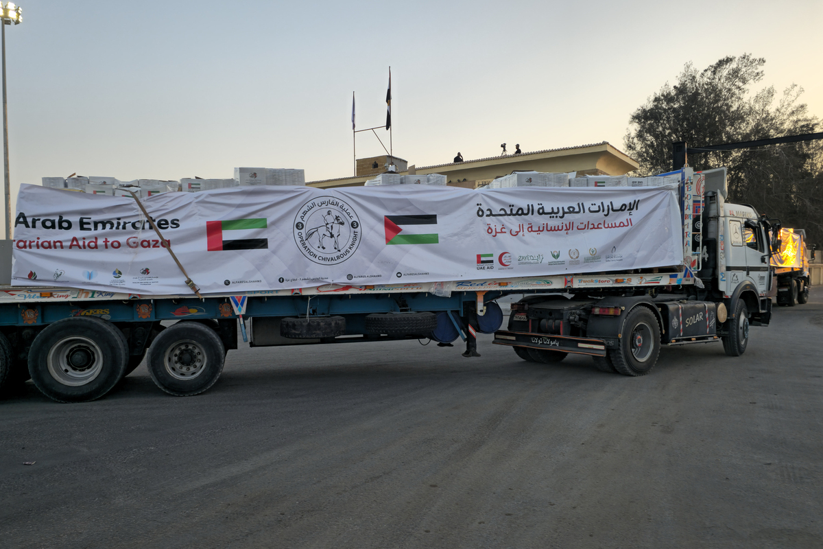 Aid convoy enters Gaza through Egypt’s Rafah Gate – Middle East Monitor