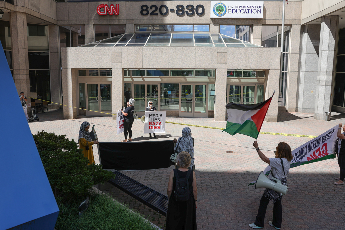 Protest For Gaza at CNN bureau in Washington, D.C. – Middle East Monitor