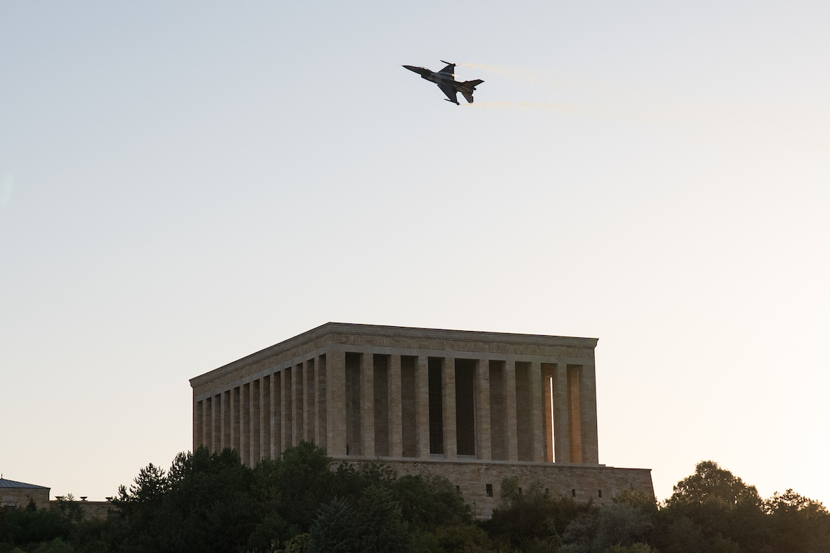 SOLOTURK Performs Aerial Display in Ankara for August 30 Victory Day ...