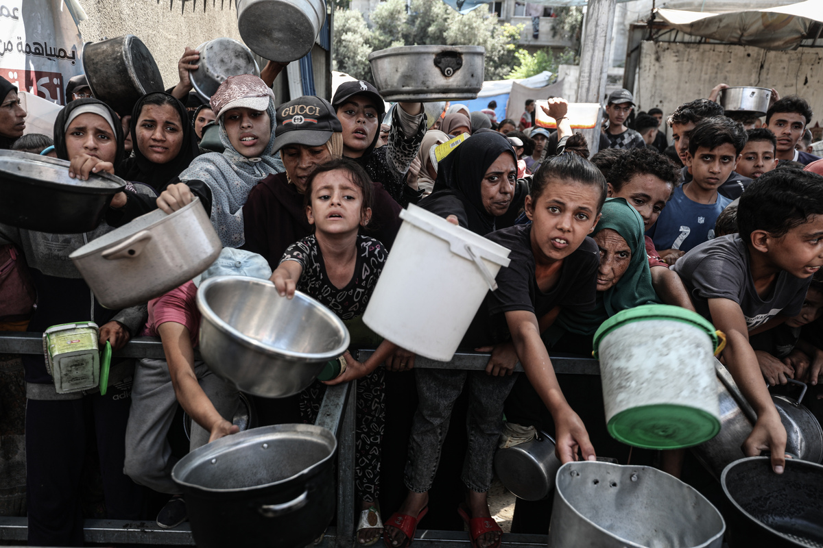 Food distributed to Palestinians fighting hunger in Gaza – Middle East ...