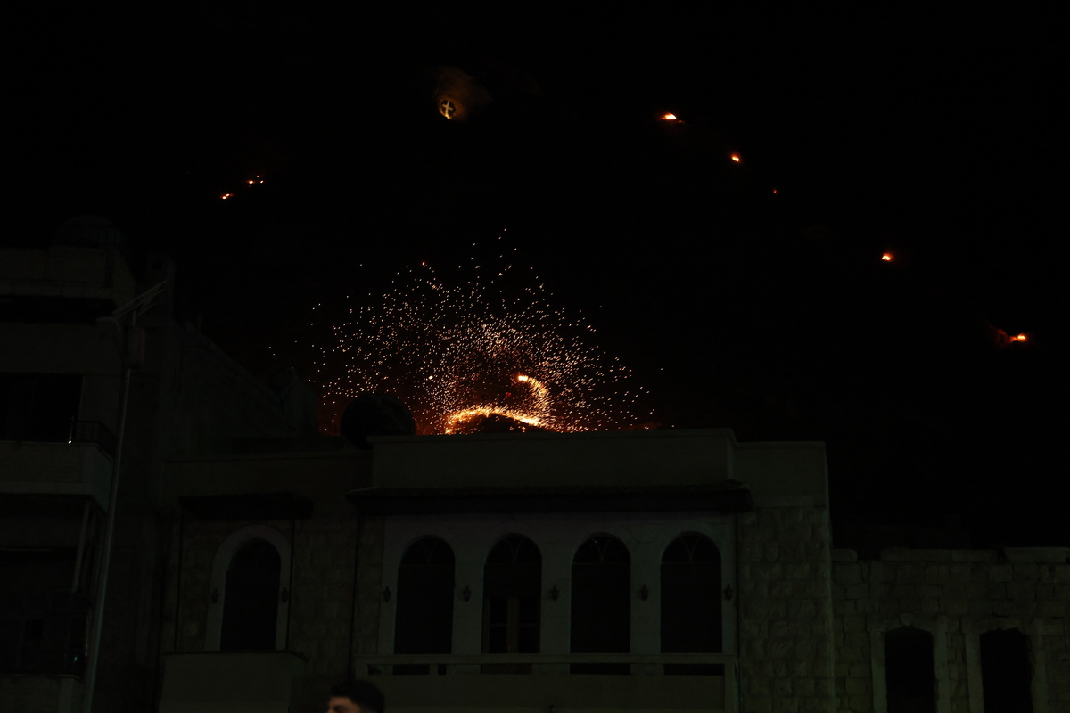 Feast of the Cross marked with bonfires and fireworks in Maaloula ...