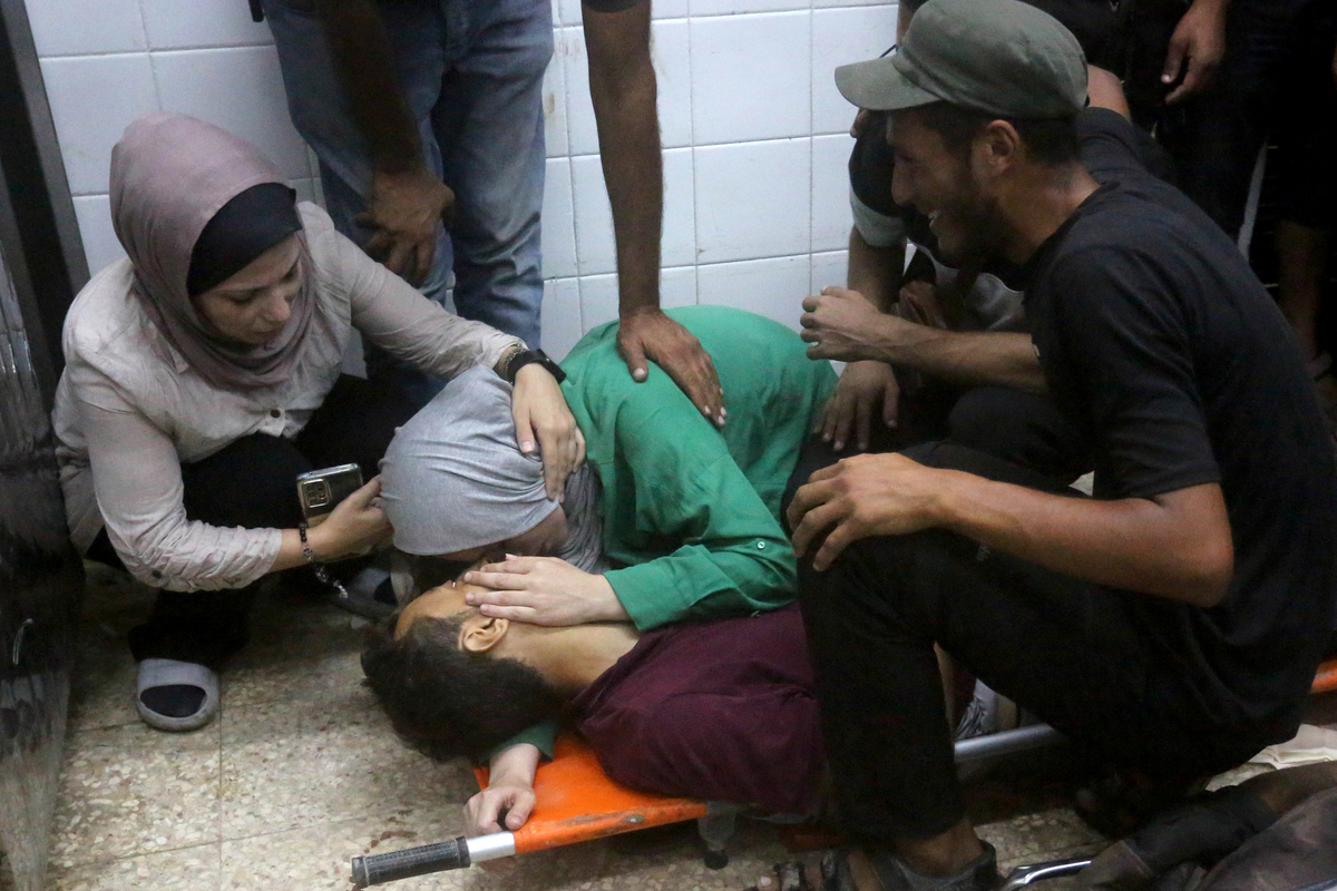 Palestinian journalist Yahya Barzaq has died during Israeli attacks in ...