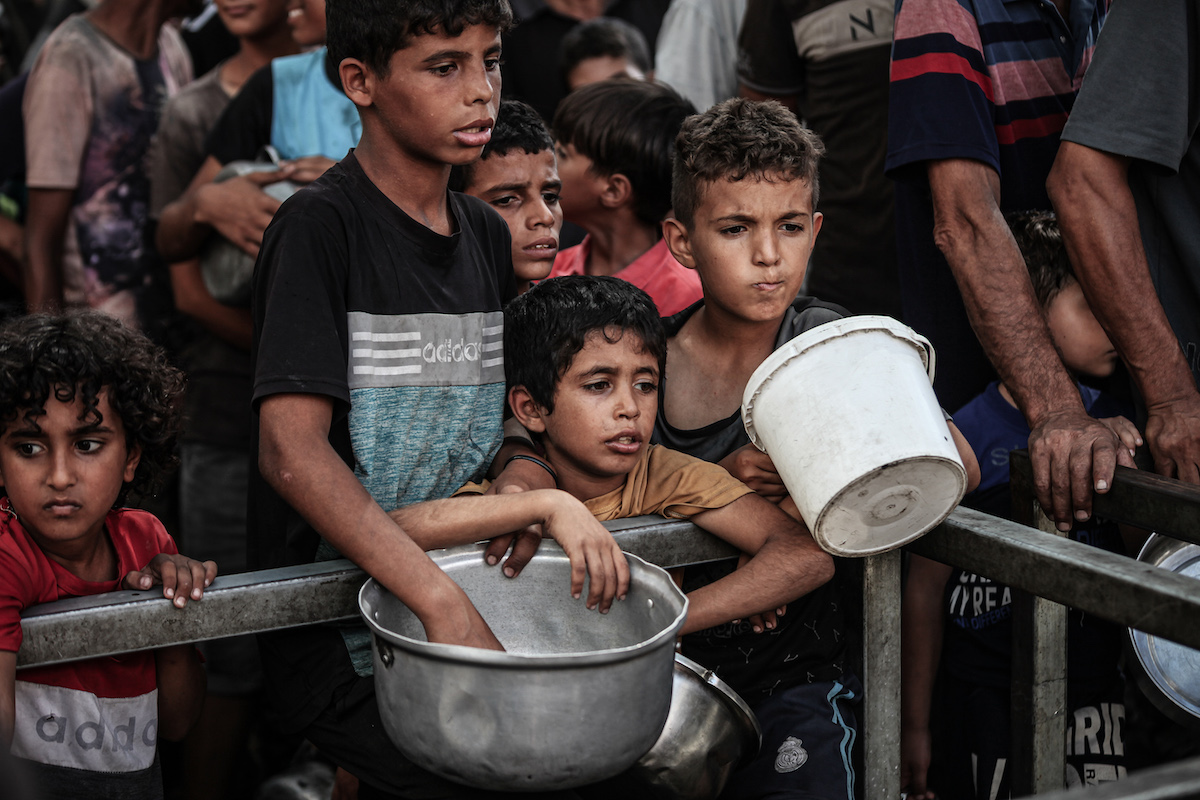Food distributed to Palestinians fighting hunger in Gaza – Middle East ...