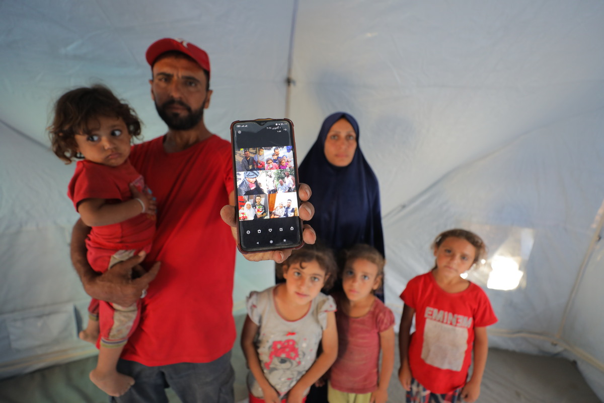 Two Years On: Gazan family’s portrait reflects the devastation of war ...