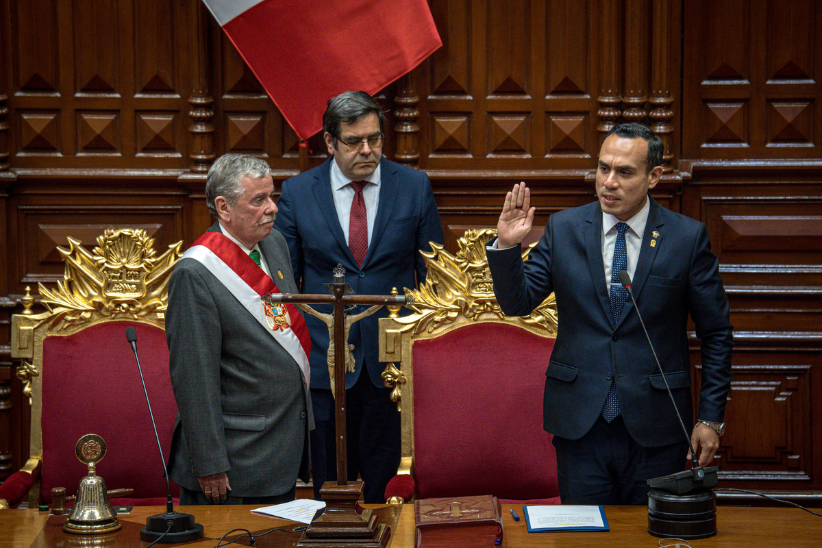 Swearing-in ceremony for Peru’s new president, Jose Jeri Ore – Middle ...