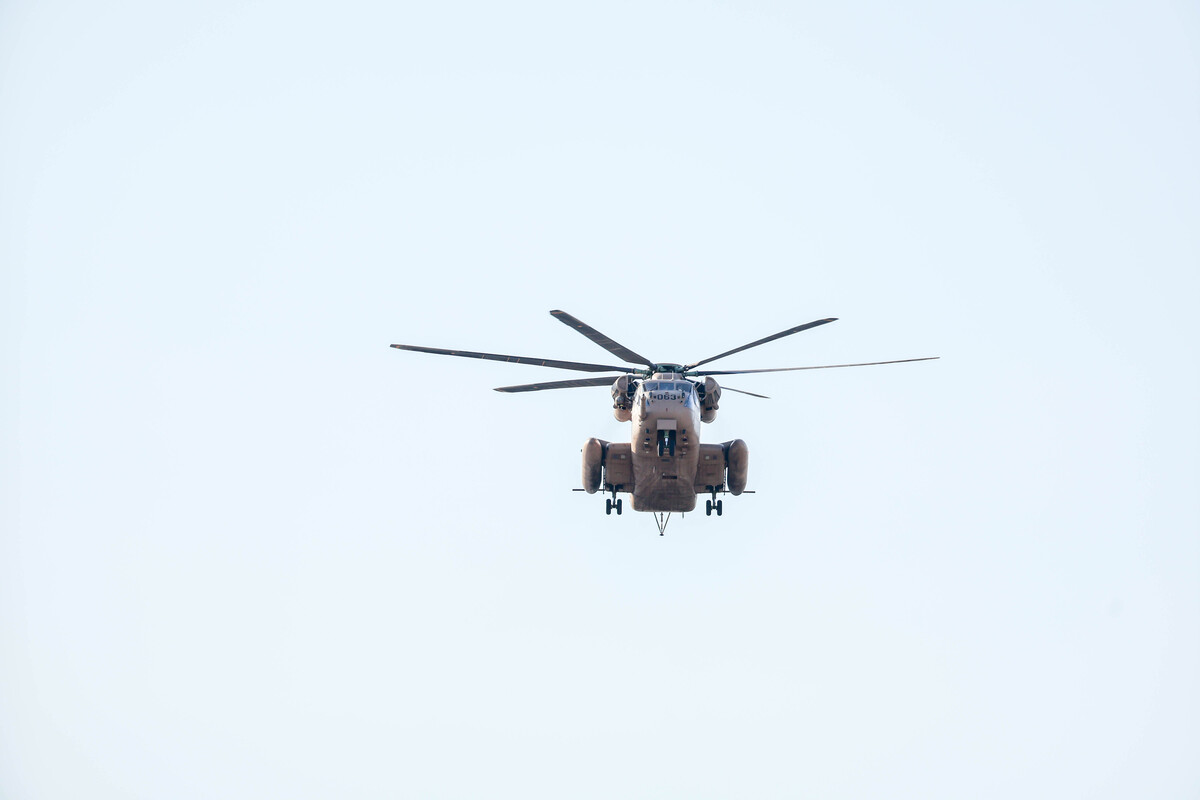 Released Israeli hostages arrive at Beilinson Hospital in Petah Tikva ...