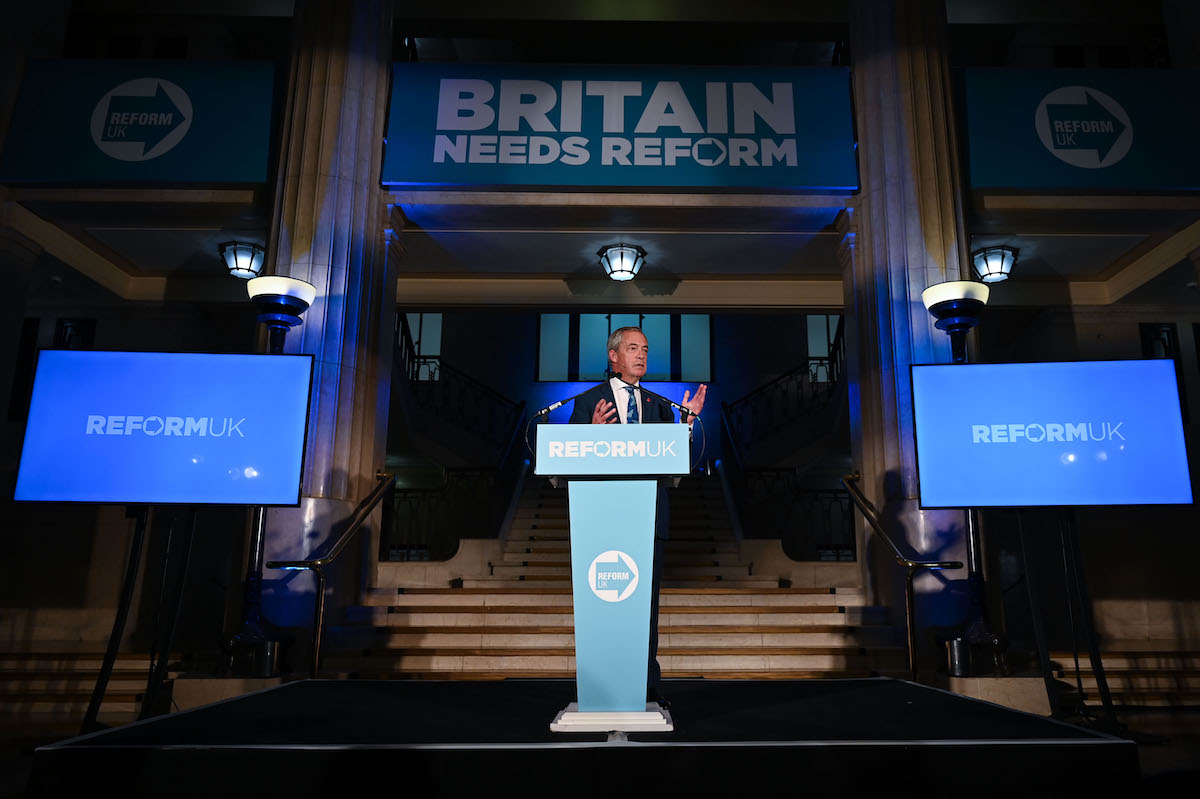 Reform UK leader Nigel Farage hold press conference in London – Middle ...