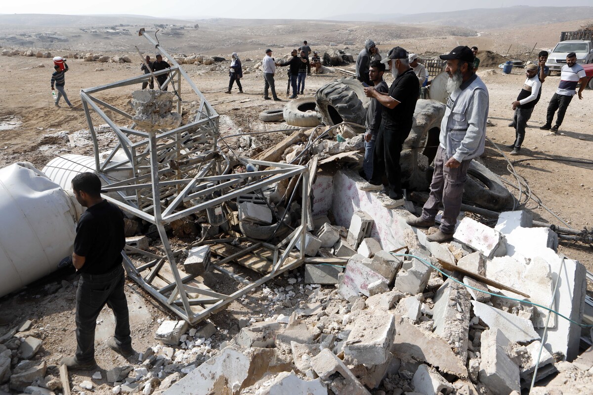 Israel demolishes Palestinian homes and barns in southern West Bank ...