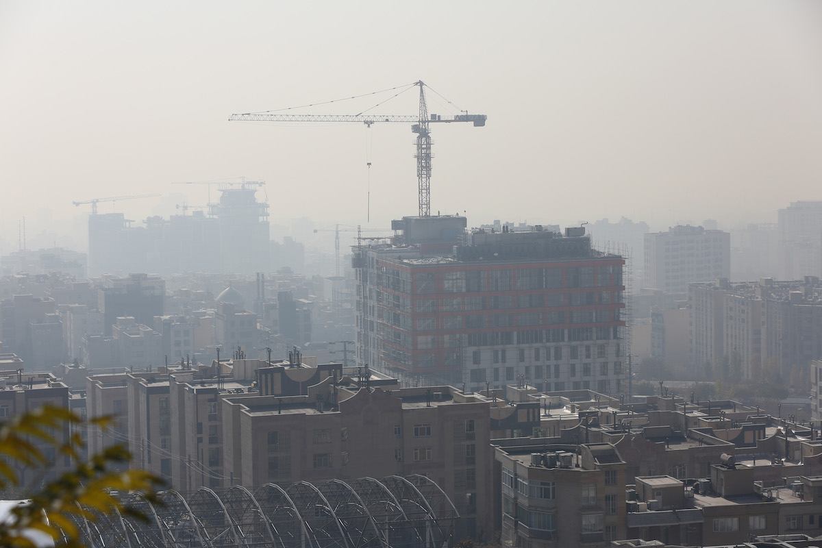 Air pollution in Tehran has reached the ‘red’ level – Middle East Monitor
